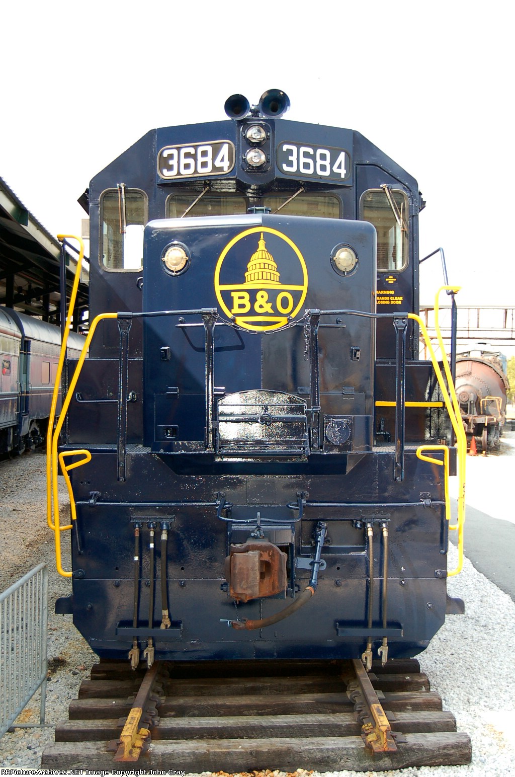 BO 3684(GP40). I believe this was the first GP40 in the B&O roster.